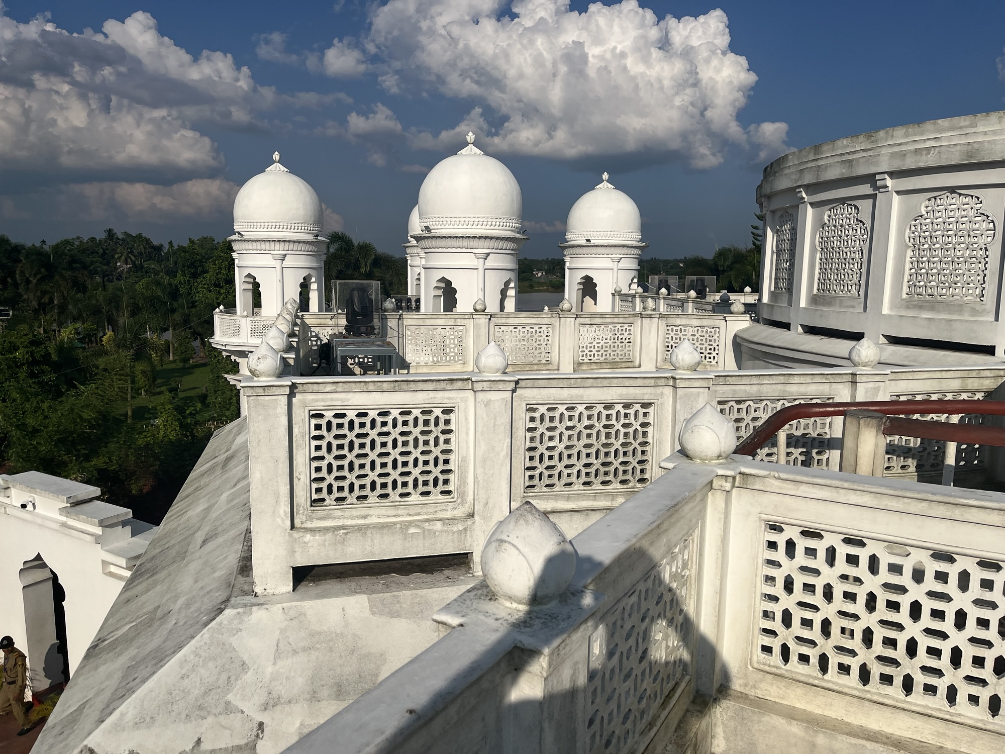 DAILY PHOTO: Atop Neermahal, Melaghar | Tiger Riding for Beginners